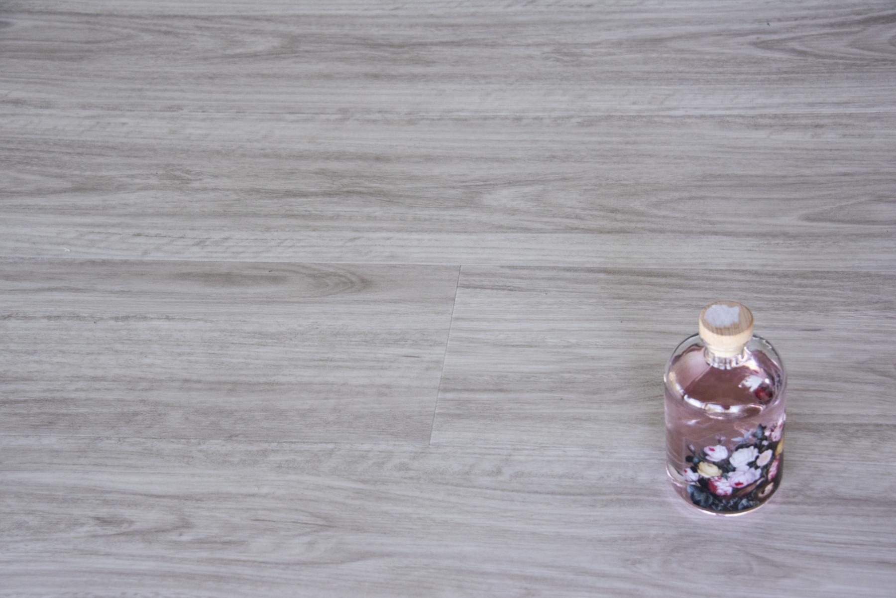 Whisper Oak - Advantage Flooring